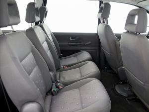 Blue Volkswagen Sharan 2007 in Tallinn, with an engine capacity of 1.90 L and mileage of 173 thousand km for 1999 €, photo 8 on AUTOMOTO.COM.LV