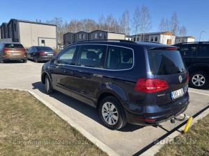 Blue Volkswagen Sharan 2015 in Tartu, with an engine capacity of 2.00 L and mileage of 330 thousand km for 11500 €, photo 5 on AUTOMOTO.COM.LV