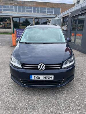 Blue Volkswagen Sharan 2015 in Tallinn, with an engine capacity of 2.00 L and mileage of 381 thousand km for 4590 €, photo 8 on AUTOMOTO.COM.LV