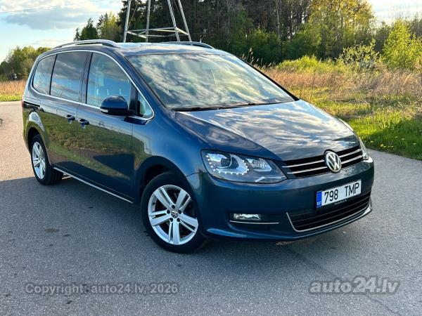 Blue Volkswagen Sharan 2017 in Tallinn, with an engine capacity of 2.00 L and mileage of 198 thousand km for 17800 €, photo 3 on AUTOMOTO.COM.LV