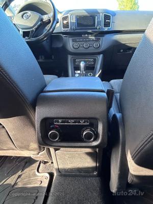 Zils Volkswagen Sharan 2017 Tallina, ar dzinēja tilpumu 2.00 L un nobraukumu 198 tūkst. km par 17800 €, foto 8 vietnē AUTOMOTO.COM.LV