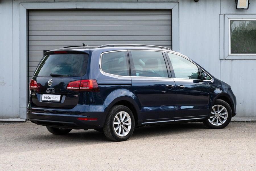 Zils Volkswagen Sharan 2017 Jelgava, ar dzinēja tilpumu 1.40 L un nobraukumu 237 tūkst. km par 13000 €, foto 4 vietnē AUTOMOTO.COM.LV