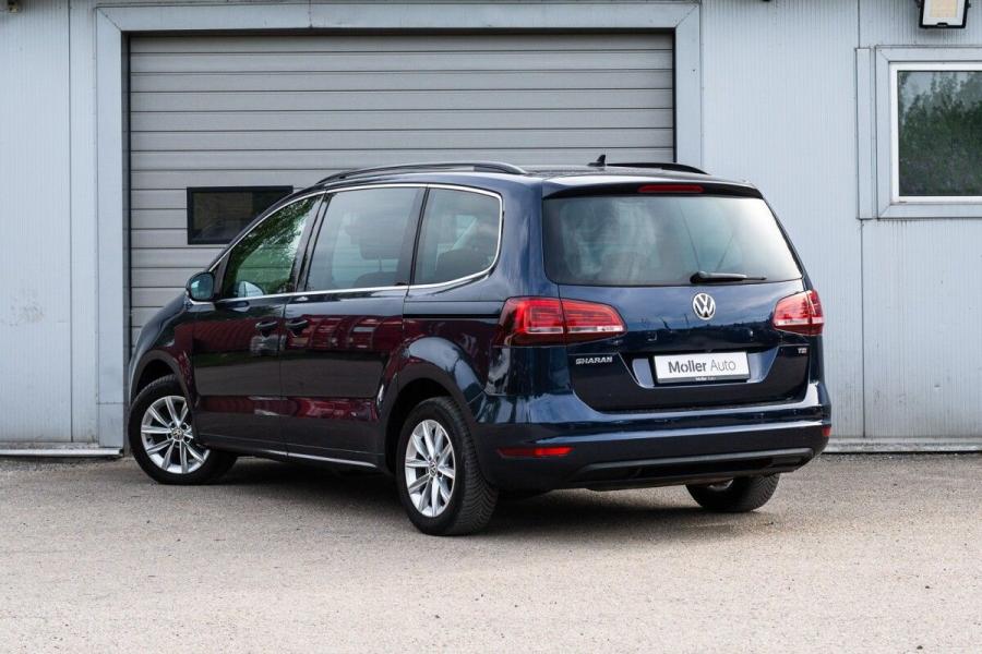 Zils Volkswagen Sharan 2017 Jelgava, ar dzinēja tilpumu 1.40 L un nobraukumu 237 tūkst. km par 13000 €, foto 5 vietnē AUTOMOTO.COM.LV