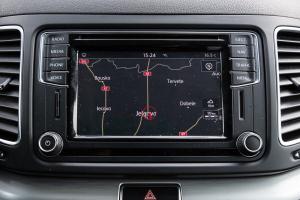 Zils Volkswagen Sharan 2017 Jelgava, ar dzinēja tilpumu 1.40 L un nobraukumu 237 tūkst. km par 13000 €, foto 14 vietnē AUTOMOTO.COM.LV