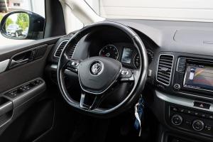 Zils Volkswagen Sharan 2017 Jelgava, ar dzinēja tilpumu 1.40 L un nobraukumu 237 tūkst. km par 13000 €, foto 15 vietnē AUTOMOTO.COM.LV