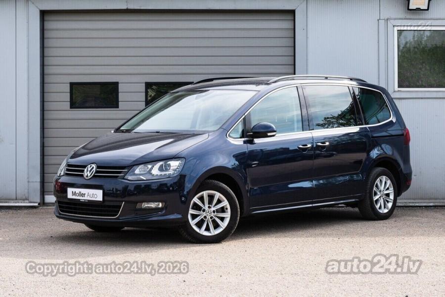 Blue Volkswagen Sharan 2017 in Jelgava, with an engine capacity of 1.40 L and mileage of 237 thousand km for 13000 €, photo 1 on AUTOMOTO.COM.LV