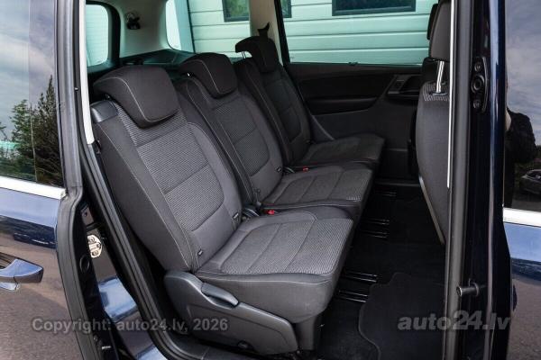 Zils Volkswagen Sharan 2017 Jelgava, ar dzinēja tilpumu 1.40 L un nobraukumu 237 tūkst. km par 13000 €, foto 7 vietnē AUTOMOTO.COM.LV