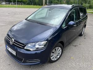 Blue Volkswagen Sharan 2017 in Riga, with an engine capacity of 2.00 L and mileage of 178 thousand km for 14400 €, photo 5 on AUTOMOTO.COM.LV