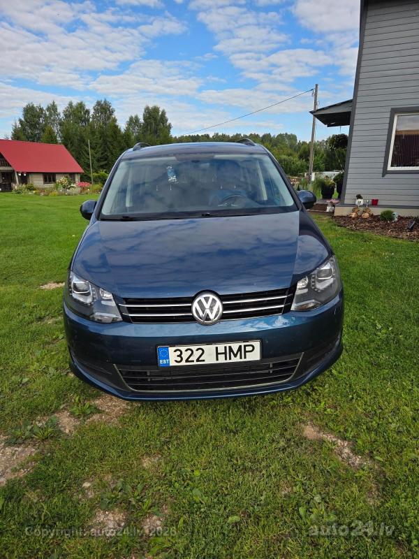 Zils Volkswagen Sharan 2017 Tallina, ar dzinēja tilpumu 2.00 L un nobraukumu 213 tūkst. km par 15500 €, foto 1 vietnē AUTOMOTO.COM.LV