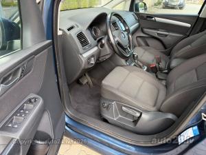 Zils Volkswagen Sharan 2017 Tallina, ar dzinēja tilpumu 2.00 L un nobraukumu 174 tūkst. km par 17990 €, foto 4 vietnē AUTOMOTO.COM.LV