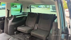 Zils Volkswagen Sharan 2017 Tallina, ar dzinēja tilpumu 2.00 L un nobraukumu 174 tūkst. km par 17990 €, foto 10 vietnē AUTOMOTO.COM.LV