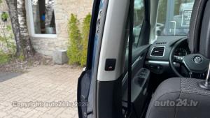 Zils Volkswagen Sharan 2017 Tallina, ar dzinēja tilpumu 2.00 L un nobraukumu 174 tūkst. km par 17990 €, foto 19 vietnē AUTOMOTO.COM.LV