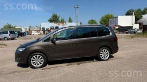 Brown Volkswagen Sharan 2015 in Riga, with an engine capacity of 2.00 L and mileage of 262 thousand km for 8490 €, photo 4 on AUTOMOTO.COM.LV