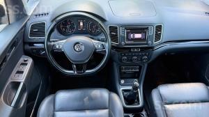 Brown Volkswagen Sharan 2015 in Riga, with an engine capacity of 2.00 L and mileage of 262 thousand km for 8490 €, photo 13 on AUTOMOTO.COM.LV