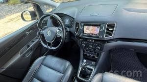 Brown Volkswagen Sharan 2015 in Riga, with an engine capacity of 2.00 L and mileage of 262 thousand km for 8490 €, photo 14 on AUTOMOTO.COM.LV