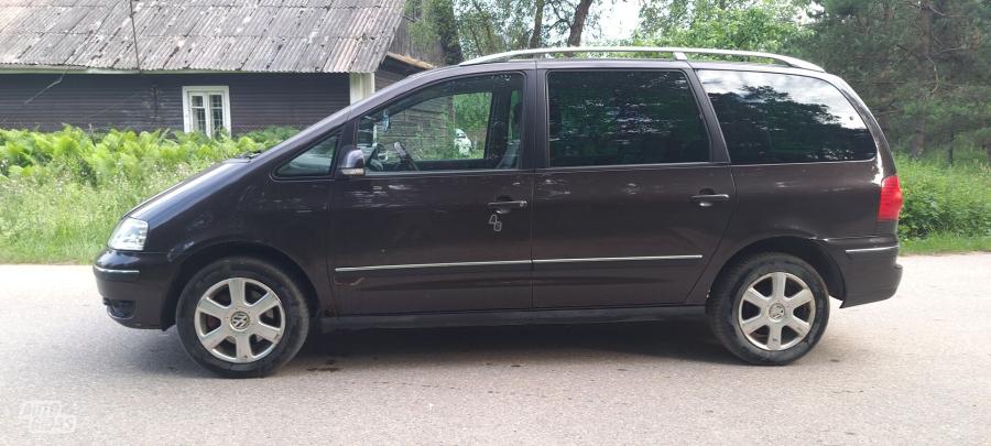 Brūns Volkswagen Sharan 2006 Viļņa, ar dzinēja tilpumu 1.90 L un nobraukumu 461 tūkst. km par 1200 €, foto 3 vietnē AUTOMOTO.COM.LV