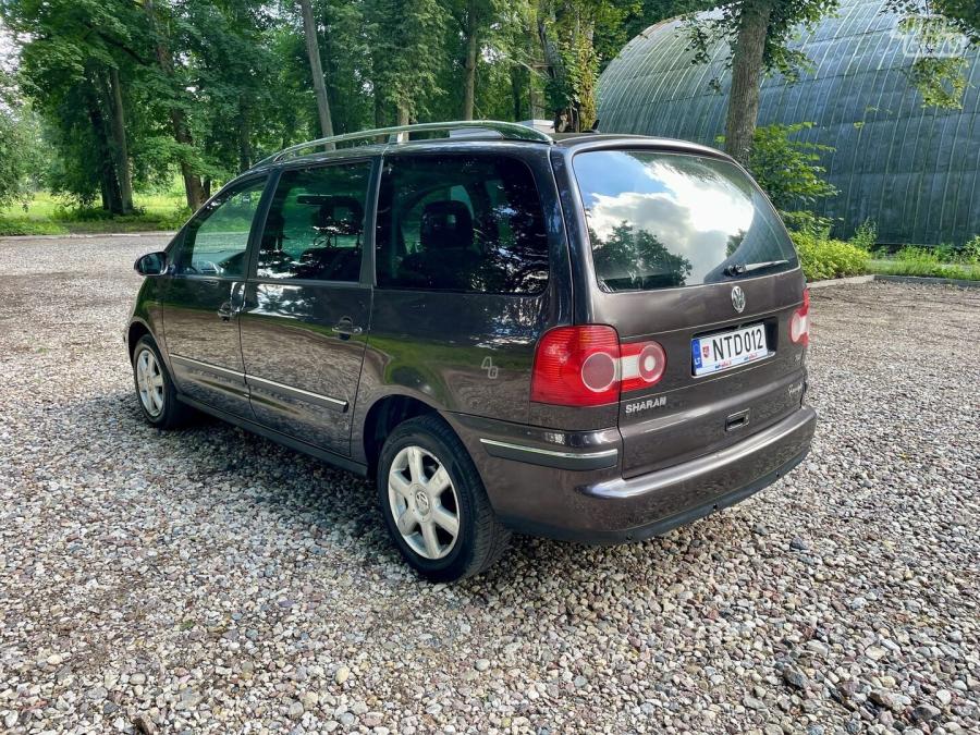 Brūns Volkswagen Sharan 2006 Viļņa, ar dzinēja tilpumu 1.90 L un nobraukumu 421 tūkst. km par 1750 €, foto 3 vietnē AUTOMOTO.COM.LV