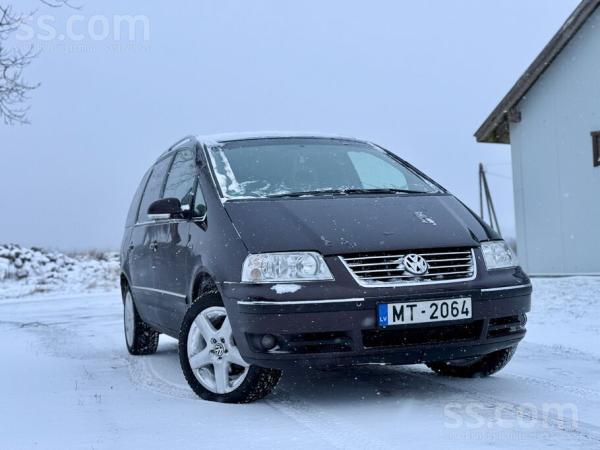 Brown Volkswagen Sharan 2007 in Cesis, with an engine capacity of 2.00 L and mileage of 306 thousand km for 2999 €, photo 1 on AUTOMOTO.COM.LV