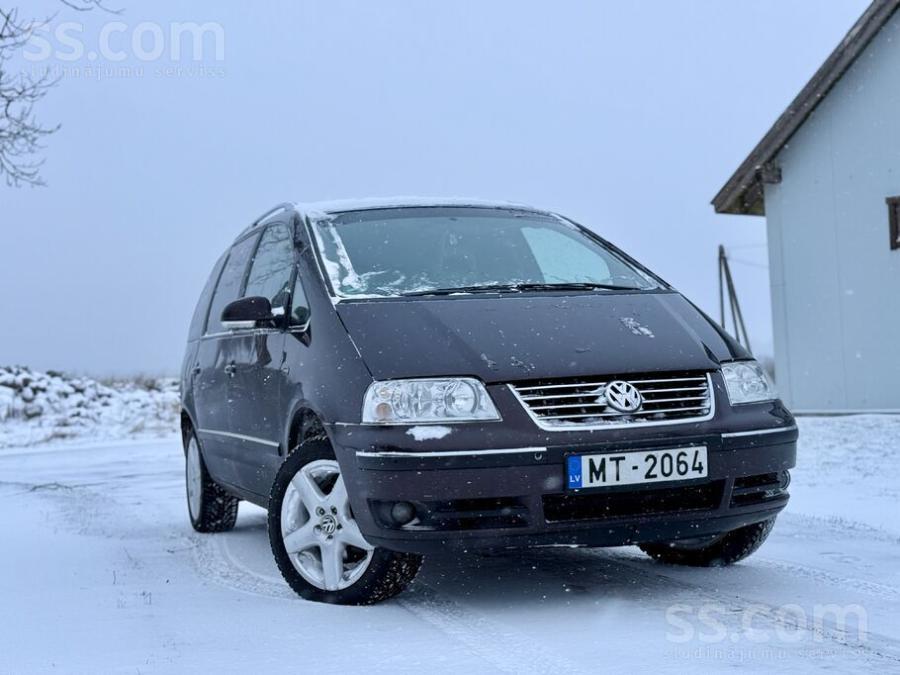 Brown Volkswagen Sharan 2007 in Cesis, with an engine capacity of 2.00 L and mileage of 306 thousand km for 2999 €, photo 1 on AUTOMOTO.COM.LV