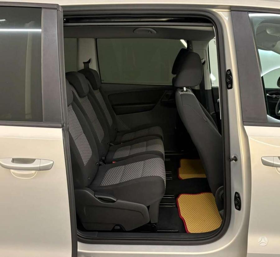 Brūns Volkswagen Sharan 2010 Marijampole, ar dzinēja tilpumu 1.39 L un nobraukumu 261 tūkst. km par 5750 €, foto 14 vietnē AUTOMOTO.COM.LV