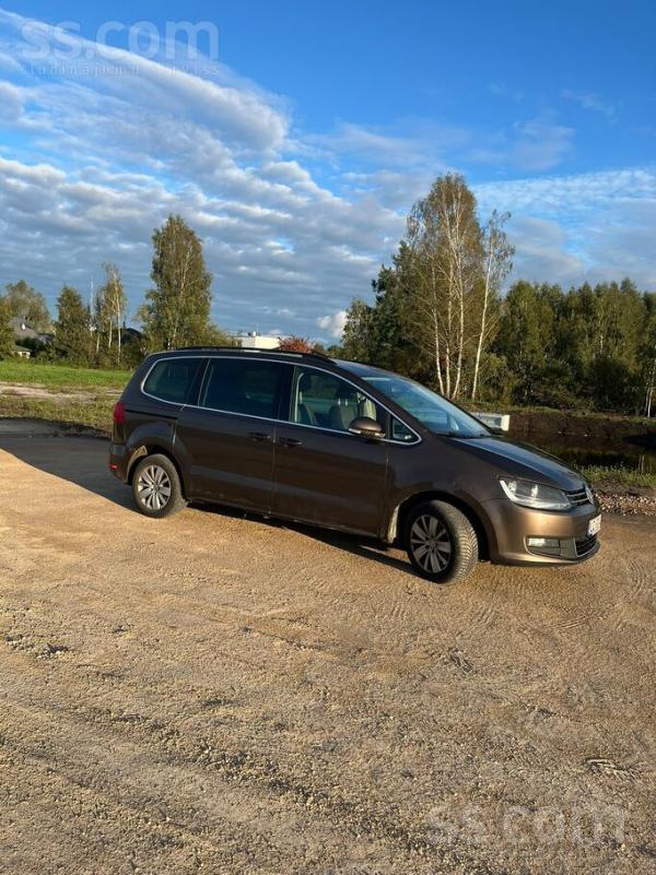 Brūns Volkswagen Sharan 2010 Rīga, ar dzinēja tilpumu 2.00 L un nobraukumu 543 tūkst. km par 4000 €, foto 7 vietnē AUTOMOTO.COM.LV