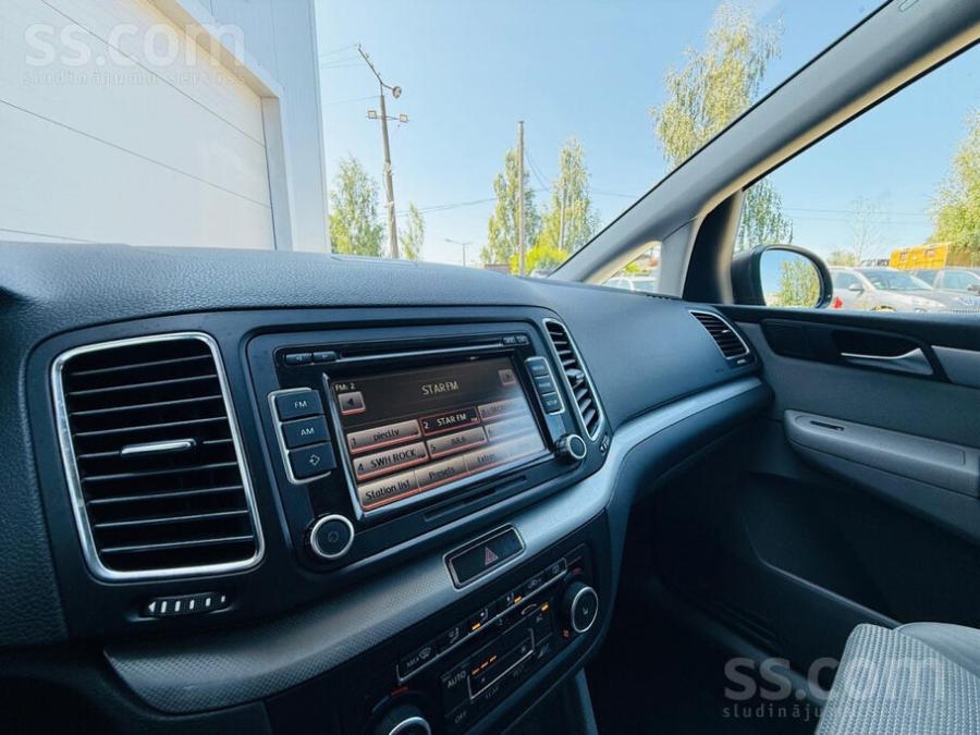 Brūns Volkswagen Sharan 2011 Rīga, ar dzinēja tilpumu 1.40 L un nobraukumu 0 tūkst. km par 7200 €, foto 12 vietnē AUTOMOTO.COM.LV