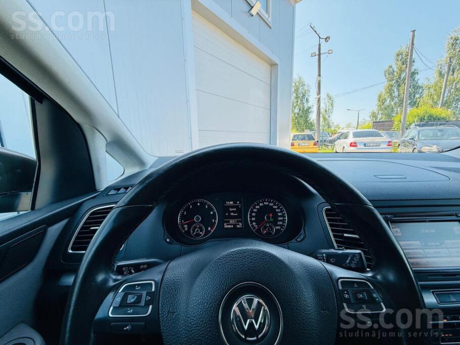 Brūns Volkswagen Sharan 2011 Rīga, ar dzinēja tilpumu 1.40 L un nobraukumu 0 tūkst. km par 7200 €, foto 14 vietnē AUTOMOTO.COM.LV