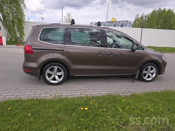 Brūns Volkswagen Sharan 2011 Aizkraukle, ar dzinēja tilpumu 1.90 L un nobraukumu 162 tūkst. km par 2450 €, foto 2 vietnē AUTOMOTO.COM.LV
