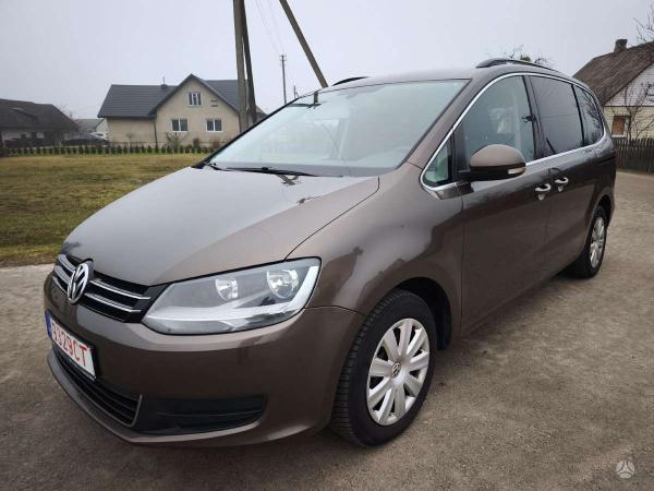 Brūns Volkswagen Sharan 2011 Druskininkai, ar dzinēja tilpumu 1.97 L un nobraukumu 251 tūkst. km par 6650 €, foto 1 vietnē AUTOMOTO.COM.LV