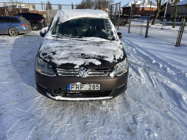 Brūns Volkswagen Sharan 2011 Šauļi, ar dzinēja tilpumu 1.97 L un nobraukumu 418 tūkst. km par 2950 €, foto 1 vietnē AUTOMOTO.COM.LV