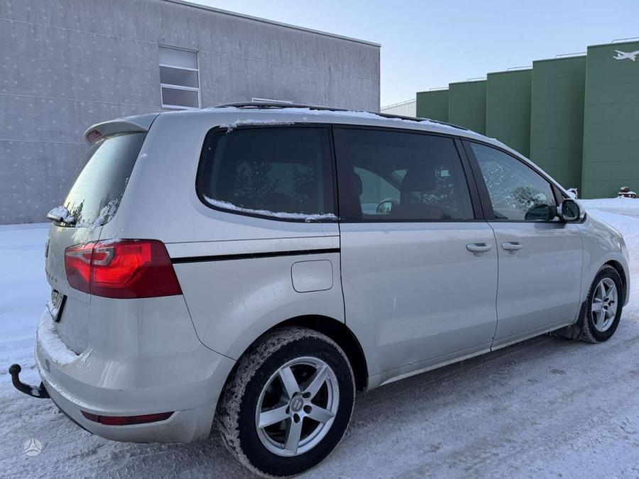 Brūns Volkswagen Sharan 2011 Kauņa, ar dzinēja tilpumu 1.97 L un nobraukumu 362 tūkst. km par 5700 €, foto 1 vietnē AUTOMOTO.COM.LV