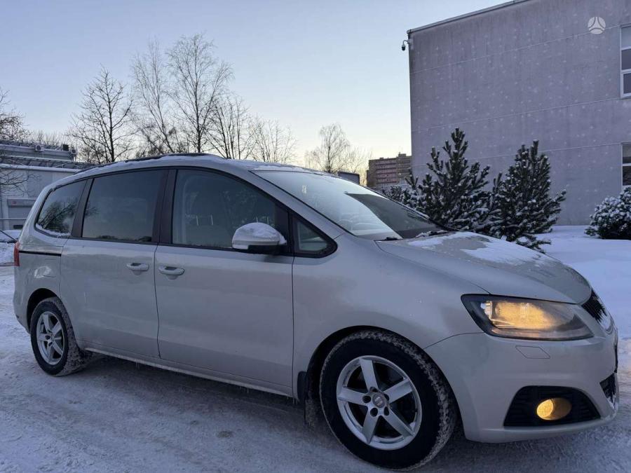 Brūns Volkswagen Sharan 2011 Kauņa, ar dzinēja tilpumu 1.97 L un nobraukumu 362 tūkst. km par 5700 €, foto 4 vietnē AUTOMOTO.COM.LV