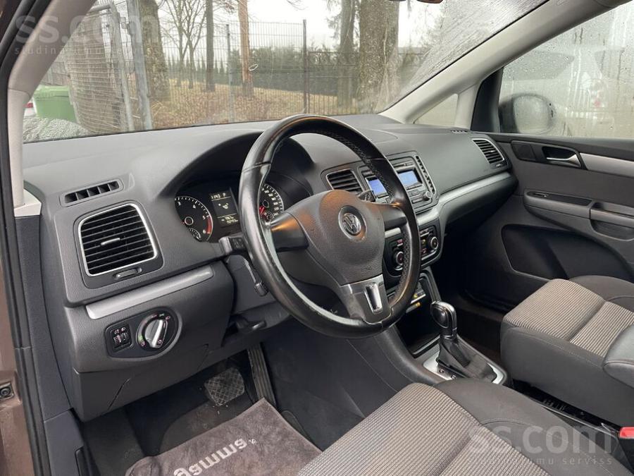 Brūns Volkswagen Sharan 2011 Rīga, ar dzinēja tilpumu 2.00 L un nobraukumu 193 tūkst. km par 7490 €, foto 10 vietnē AUTOMOTO.COM.LV