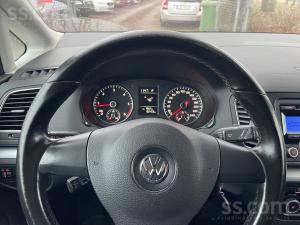 Brūns Volkswagen Sharan 2011 Rīga, ar dzinēja tilpumu 2.00 L un nobraukumu 193 tūkst. km par 7490 €, foto 22 vietnē AUTOMOTO.COM.LV