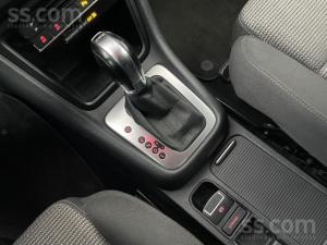 Brūns Volkswagen Sharan 2011 Rīga, ar dzinēja tilpumu 2.00 L un nobraukumu 193 tūkst. km par 7490 €, foto 26 vietnē AUTOMOTO.COM.LV