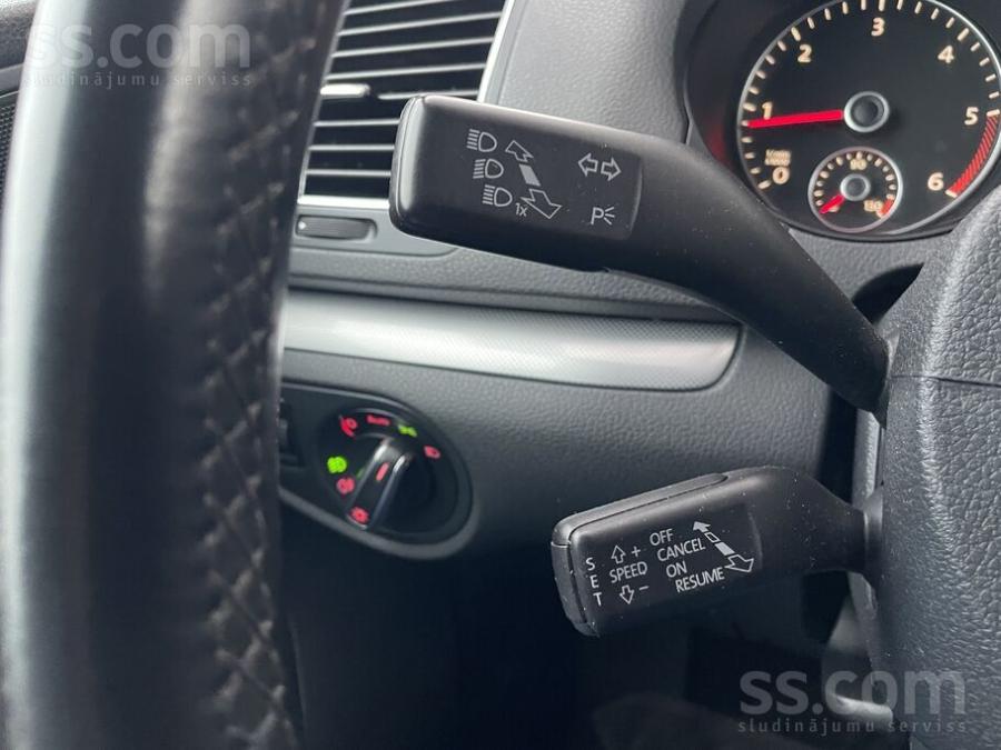 Brūns Volkswagen Sharan 2011 Rīga, ar dzinēja tilpumu 2.00 L un nobraukumu 193 tūkst. km par 7490 €, foto 27 vietnē AUTOMOTO.COM.LV