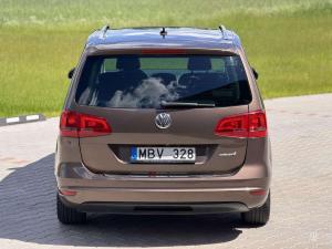 Brown Volkswagen Sharan 2011 in Siauliai, with an engine capacity of 1.97 L and mileage of 290 thousand km for 8200 €, photo 12 on AUTOMOTO.COM.LV