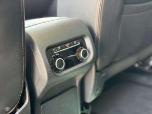 Brown Volkswagen Sharan 2011 in Siauliai, with an engine capacity of 1.97 L and mileage of 290 thousand km for 8200 €, photo 29 on AUTOMOTO.COM.LV