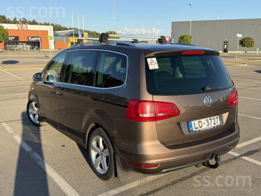 Brūns Volkswagen Sharan 2011 Rīga, ar dzinēja tilpumu 2.00 L un nobraukumu 187 tūkst. km par 6900 €, foto 5 vietnē AUTOMOTO.COM.LV