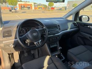 Brūns Volkswagen Sharan 2011 Rīga, ar dzinēja tilpumu 2.00 L un nobraukumu 187 tūkst. km par 6900 €, foto 6 vietnē AUTOMOTO.COM.LV