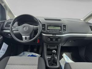 Brown Volkswagen Sharan 2011 in Kaunas, with an engine capacity of 2.00 L and mileage of 248 thousand km for 8390 €, photo 13 on AUTOMOTO.COM.LV