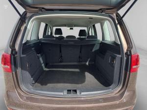 Brown Volkswagen Sharan 2011 in Kaunas, with an engine capacity of 2.00 L and mileage of 248 thousand km for 8390 €, photo 19 on AUTOMOTO.COM.LV
