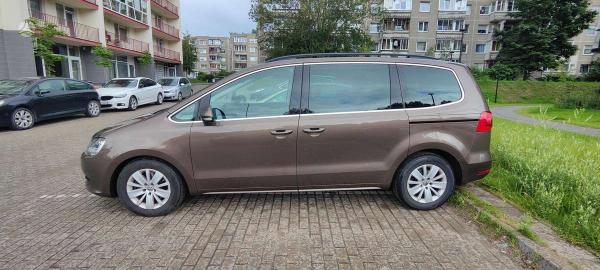 Brūns Volkswagen Sharan 2011 Viļņa, ar dzinēja tilpumu 1.97 L un nobraukumu 292 tūkst. km par 8500 €, foto 1 vietnē AUTOMOTO.COM.LV