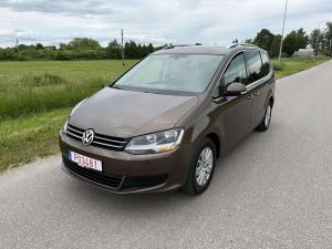 Brown Volkswagen Sharan 2011 in Vilkaviskis, with an engine capacity of 1.97 L and mileage of 277 thousand km for 6999 €, photo  on AUTOMOTO.COM.LV