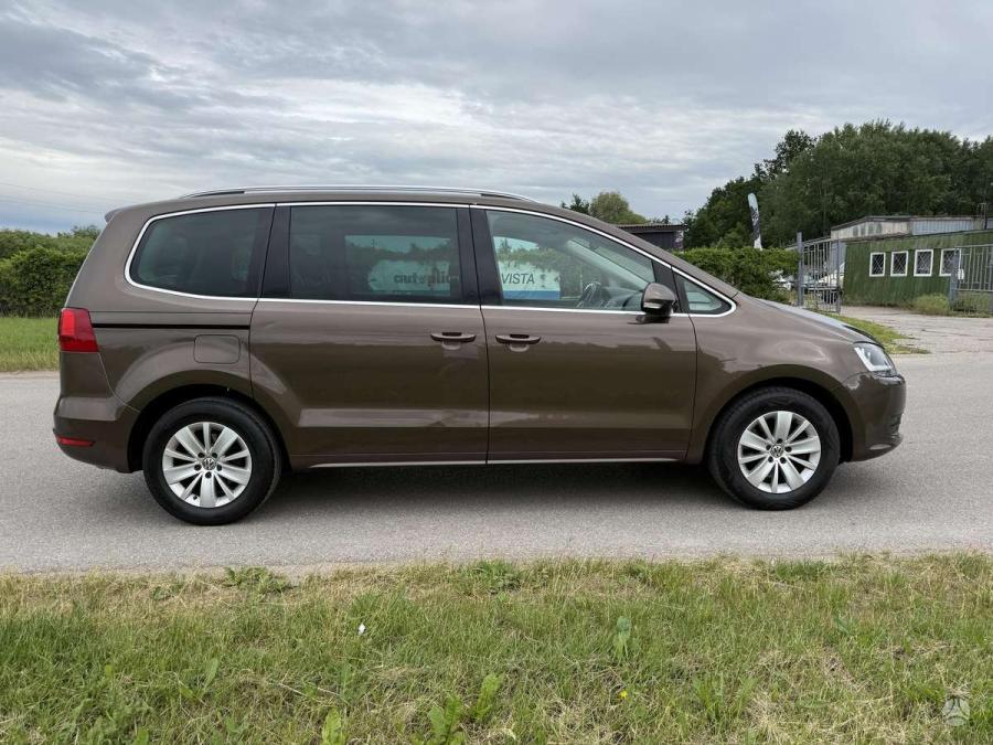 Brūns Volkswagen Sharan 2011 Vilkaviškis, ar dzinēja tilpumu 1.97 L un nobraukumu 277 tūkst. km par 6999 €, foto 5 vietnē AUTOMOTO.COM.LV