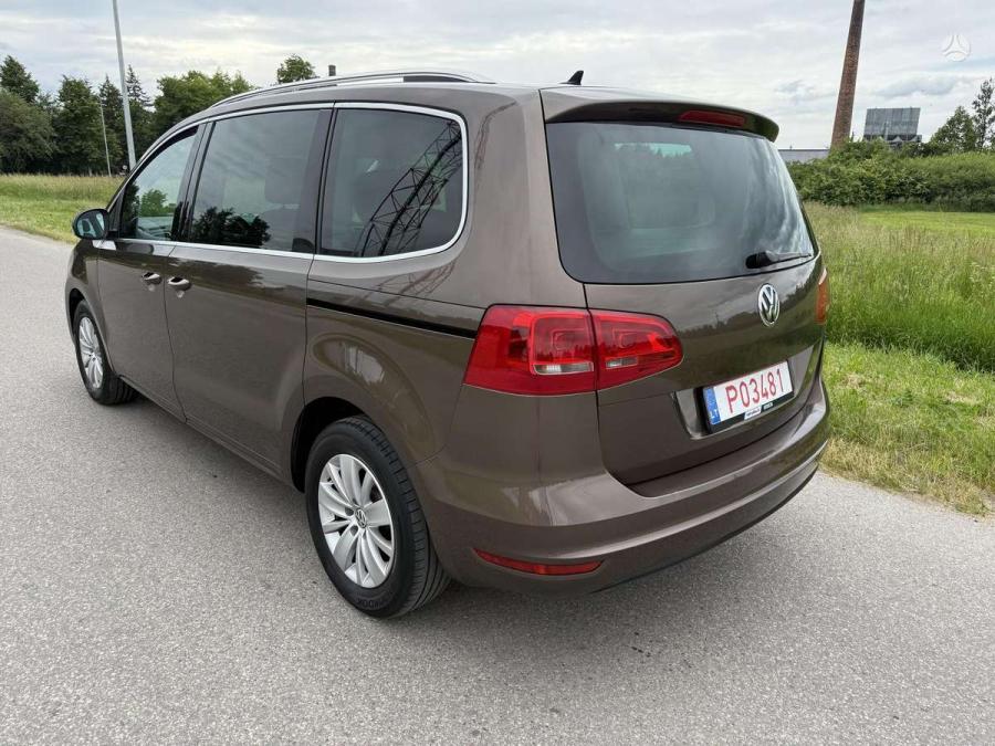 Brūns Volkswagen Sharan 2011 Vilkaviškis, ar dzinēja tilpumu 1.97 L un nobraukumu 277 tūkst. km par 6999 €, foto 6 vietnē AUTOMOTO.COM.LV
