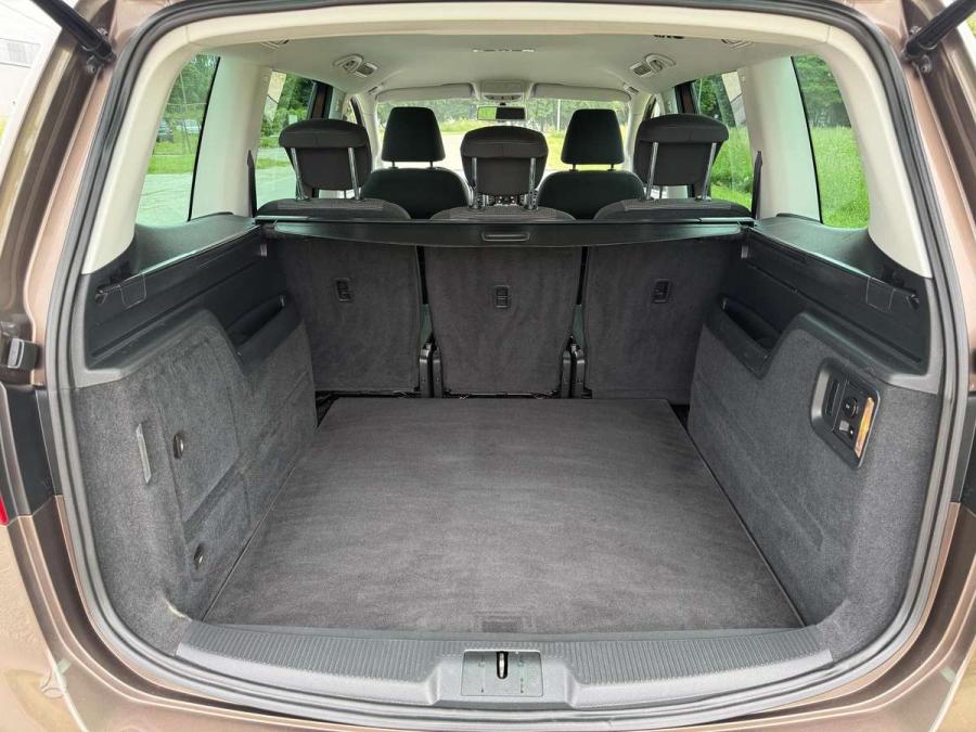 Brūns Volkswagen Sharan 2011 Vilkaviškis, ar dzinēja tilpumu 1.97 L un nobraukumu 277 tūkst. km par 6999 €, foto 11 vietnē AUTOMOTO.COM.LV