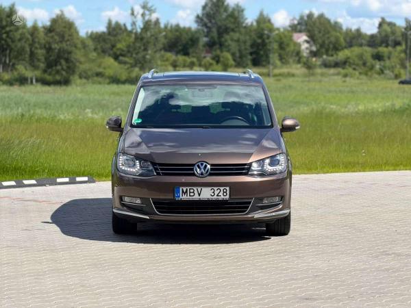 Brūns Volkswagen Sharan 2011 Kauņa, ar dzinēja tilpumu 1.97 L un nobraukumu 289 tūkst. km par 6999 €, foto 10 vietnē AUTOMOTO.COM.LV