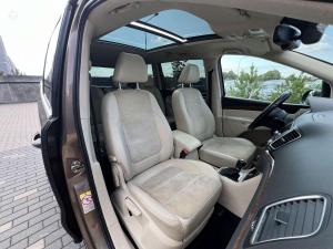 Brūns Volkswagen Sharan 2011 Šauļi, ar dzinēja tilpumu 1.97 L un nobraukumu 282 tūkst. km par 8200 €, foto 24 vietnē AUTOMOTO.COM.LV