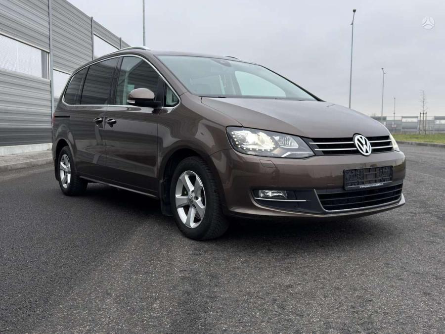 Brūns Volkswagen Sharan 2012 Marijampole, ar dzinēja tilpumu 1.97 L un nobraukumu 230 tūkst. km par 11950 €, foto 3 vietnē AUTOMOTO.COM.LV